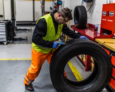 Continental aids training on tyre regrooving - Transport Operator
